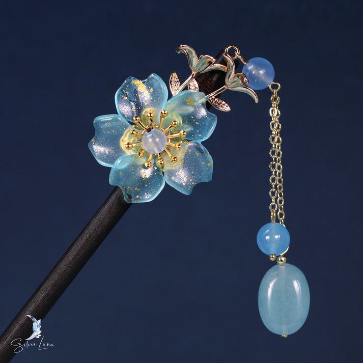 Blue flower Japanese wooden hair stick – The Silver Luna