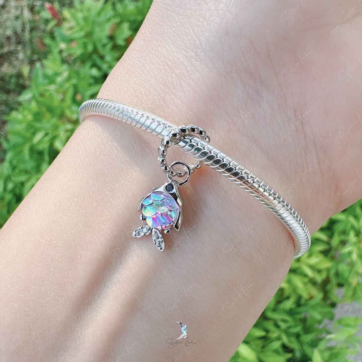 Rainbow fish sterling silver dangle charm for bracelet – The Silver Luna