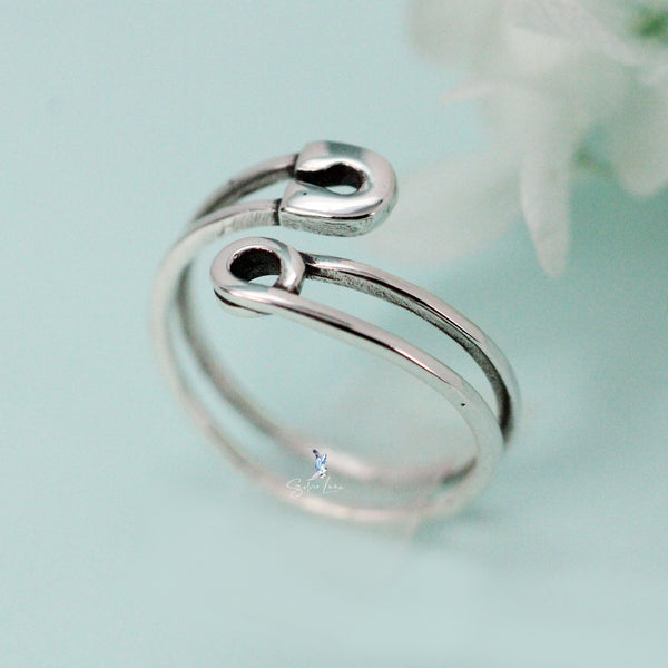 Safety pin adjustable ring in sterling silver – The Silver Luna