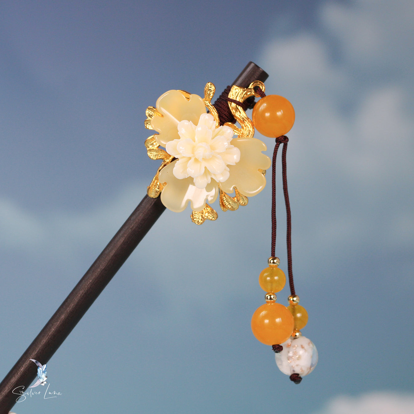 Yellow flowers Hanfu wooden hair stick – The Silver Luna
